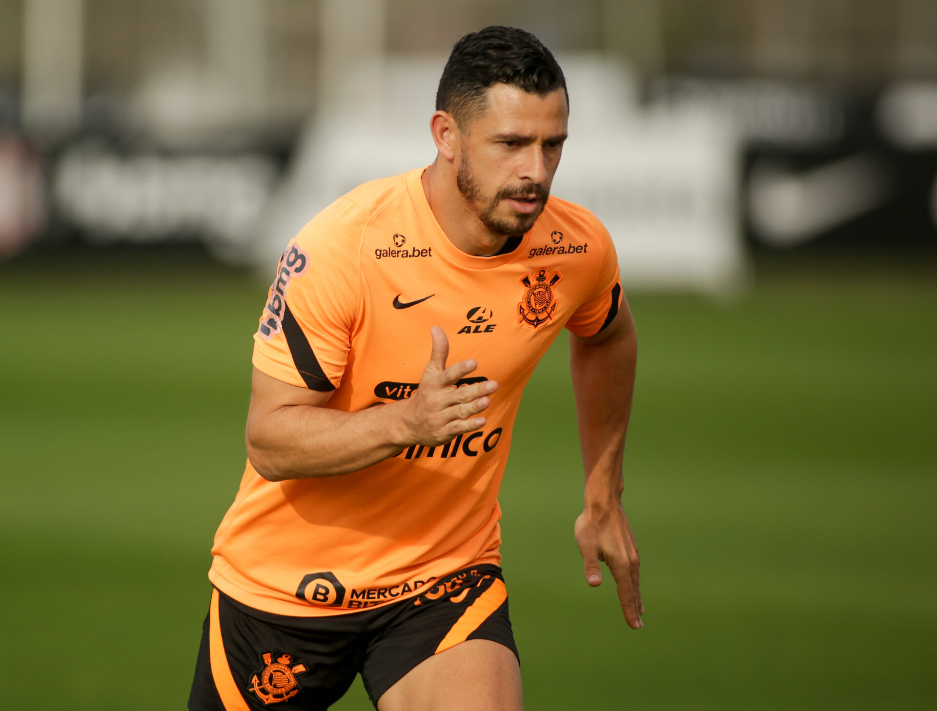 Com Giuliano e mais novidades, Corinthians está escalado contra o ...