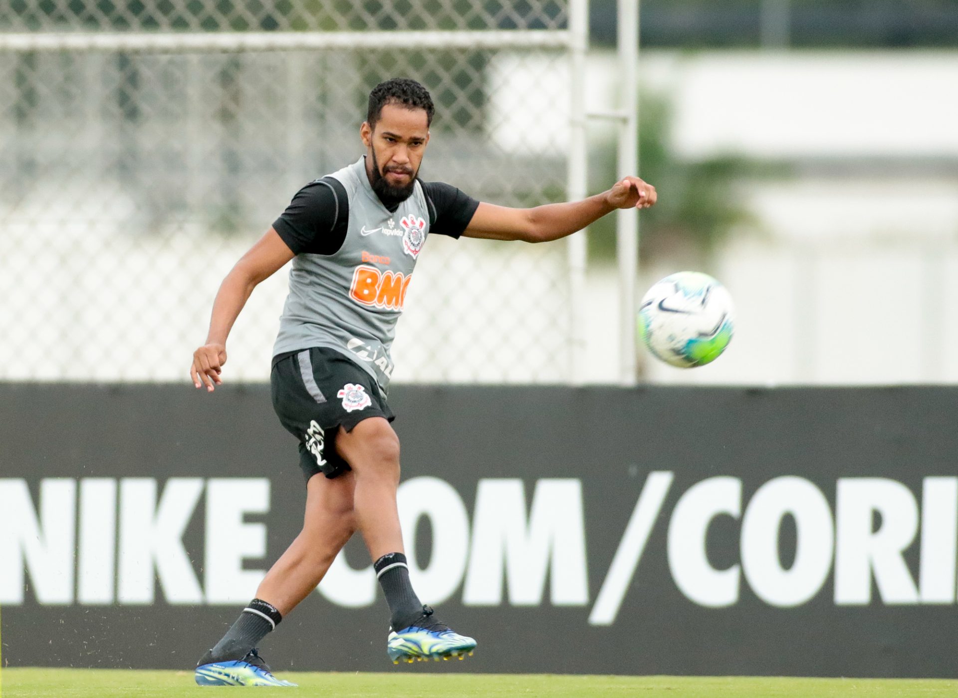 América-MG não para em Everaldo e abre o bolso por mais um jogador do ...